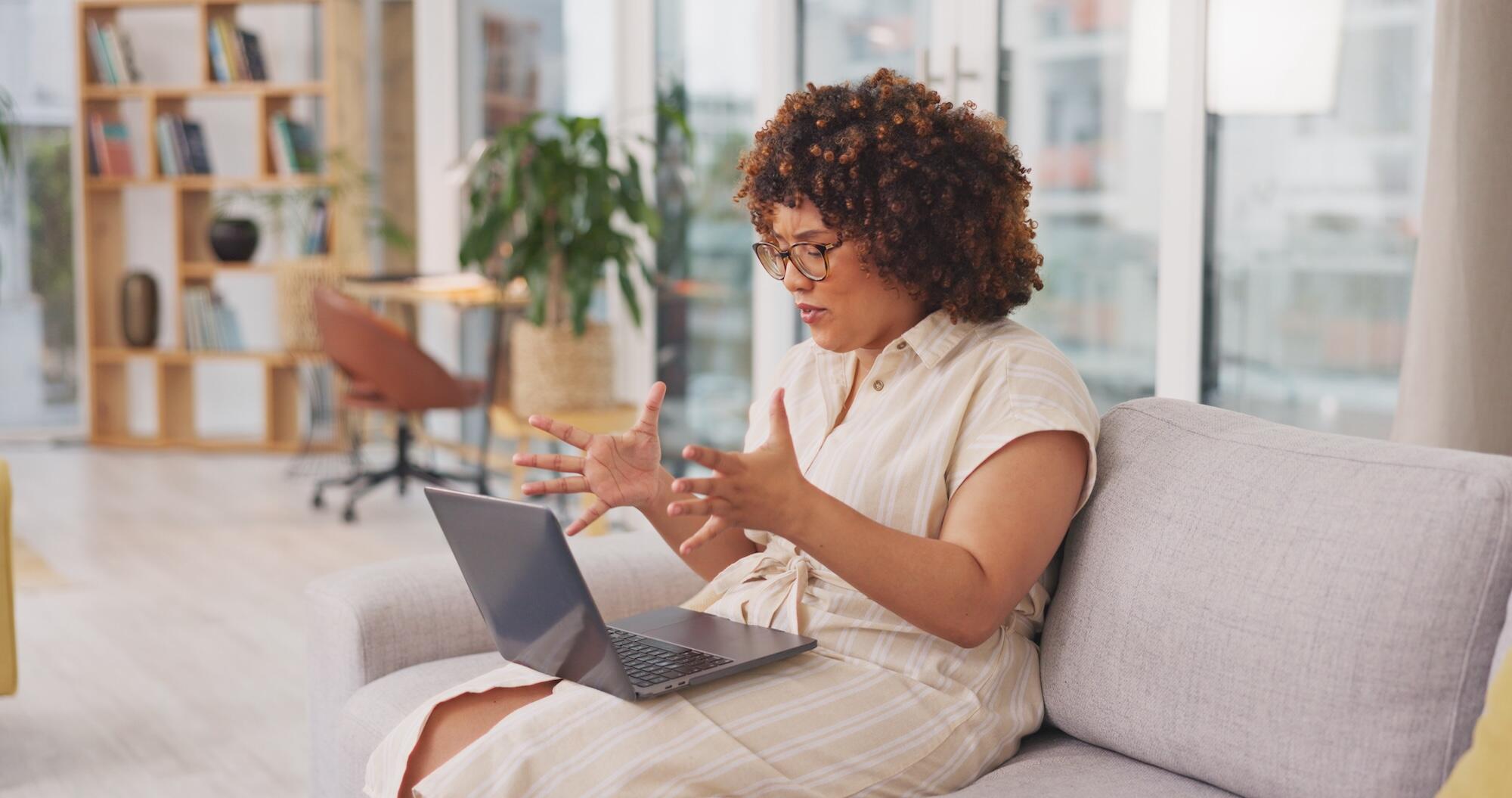 What are the risks of not monitoring the website? | Droptica